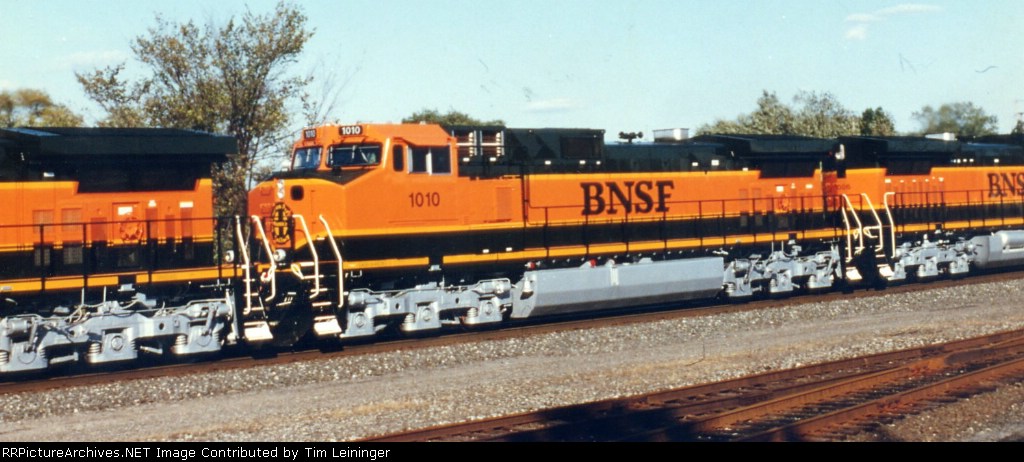 BNSF 1010